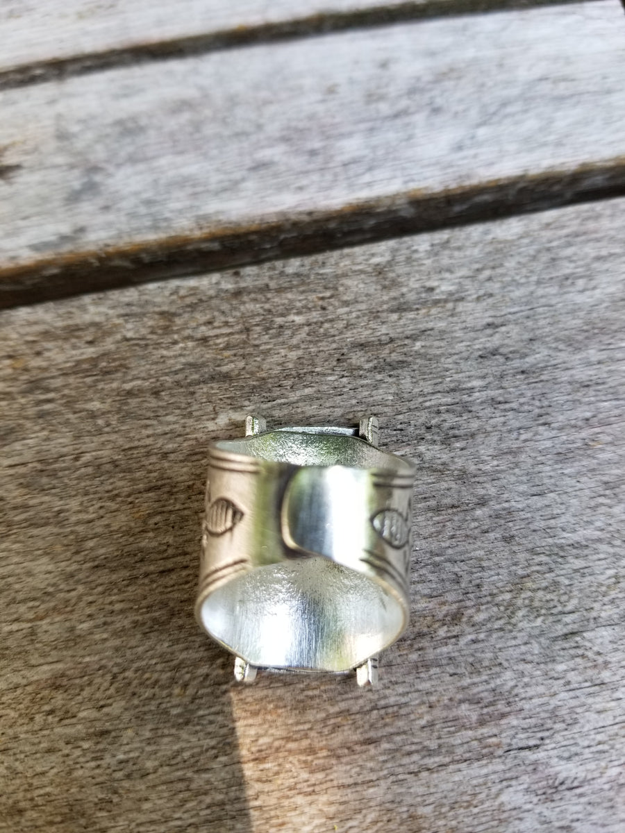 Sterling Silver Hill Tribe Ring – Aimeescloset.com